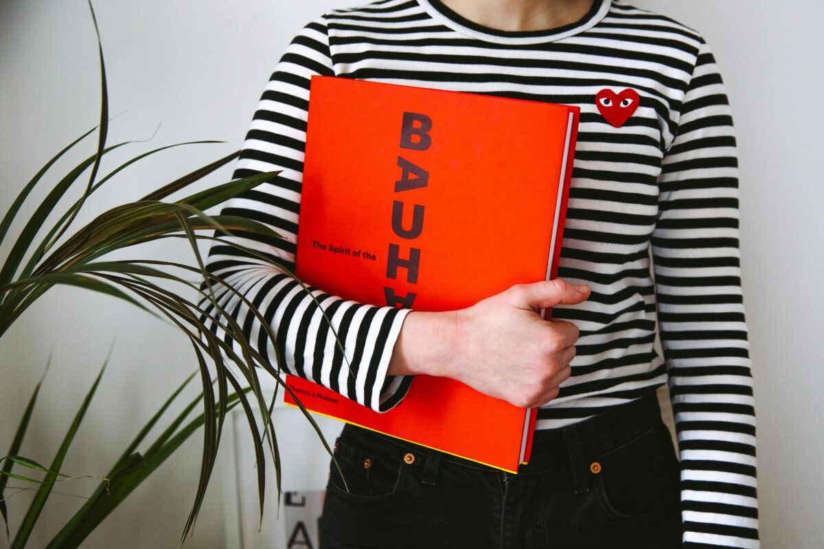 Bauhaus Interior Design: Principles, Iconic Pieces, and How to Apply It ...